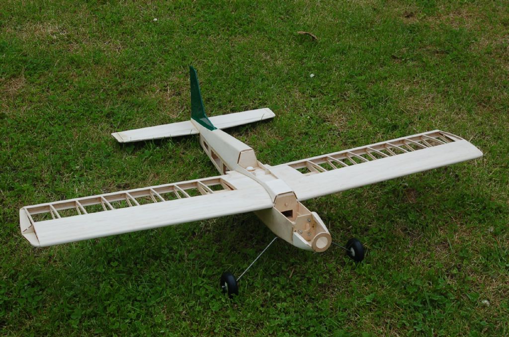 Top Flite Spitfire Build (1st RC Build kit) - Build Blogs and Kit ...