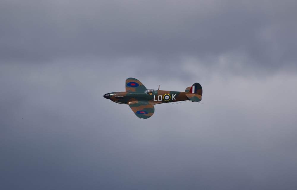 Cambrian funfighter spitfire as a slope soarer - Gliders and Gliding ...