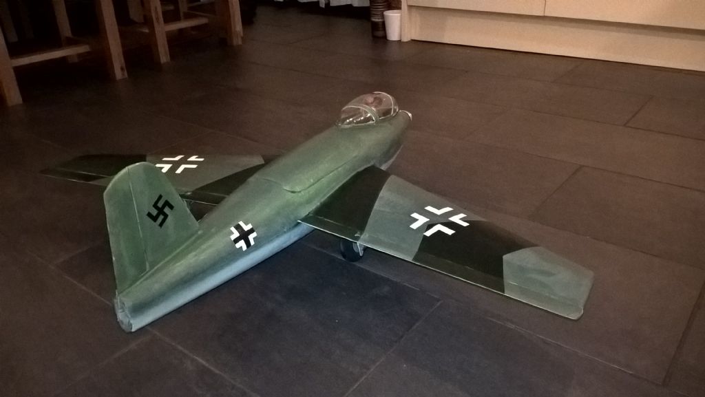 Miss Deeds or 1/4 semi scale Cassutt - Building from Traditional Kits ...