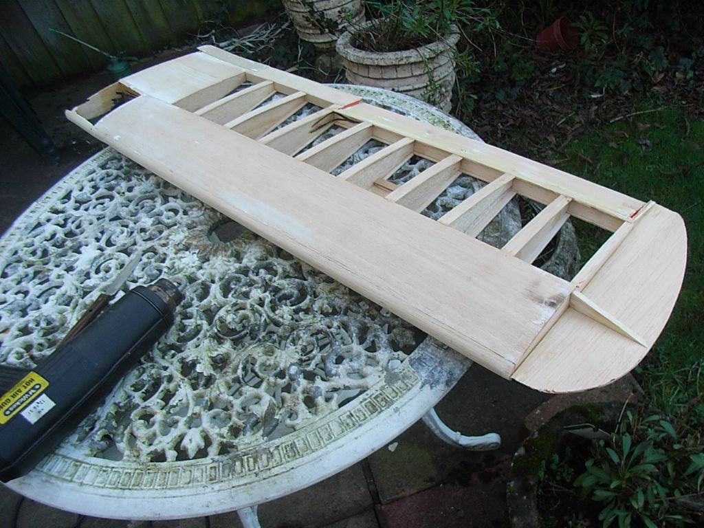 Chris Olsen 's Uproar. - Vintage Kits, Semi-Kits and Plan Projects ...