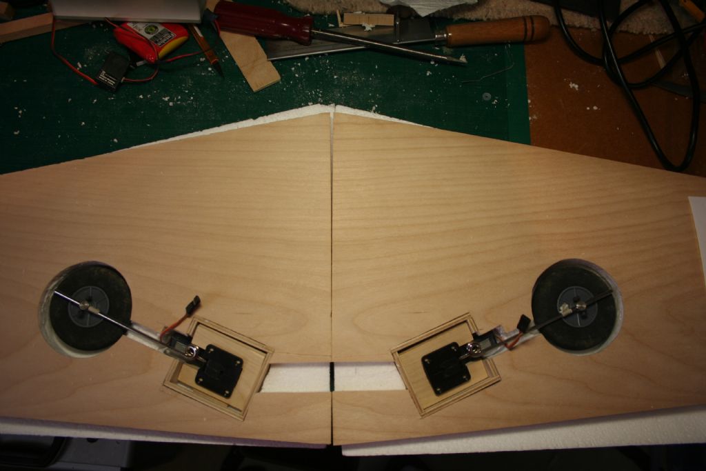 Cambrian Spitfire Mk IX Build Log - Build Blogs and Kit Reviews - RCM&E ...