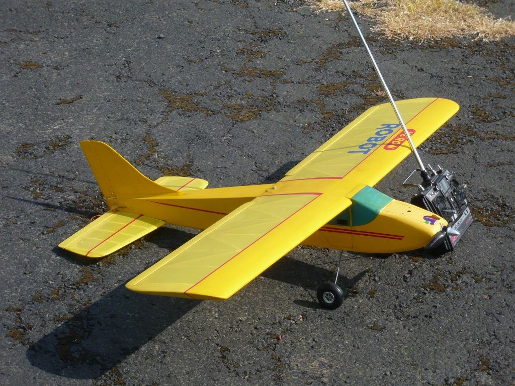 Engine choice for a Veron Super Robot - IC Engines - RCM&E Home of ...