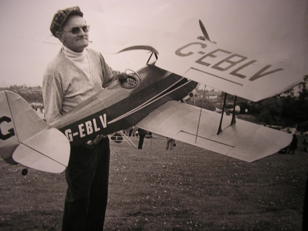 the first tiger cub microlight - Page 2 - Full Size Aviation - RCM&E ...