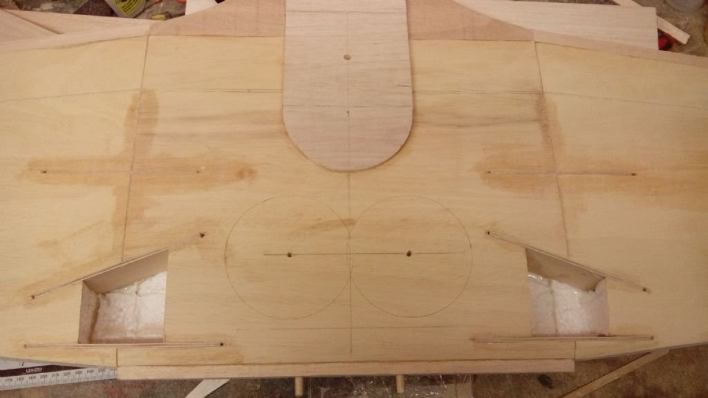 Cutting servo boxes and undercarriage mounts in foam wings? - All ...