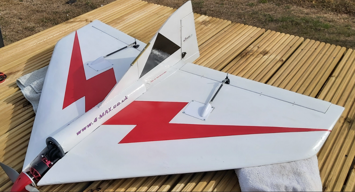 Electric Extreme Flight Outlaw - a need for more speed - General ...