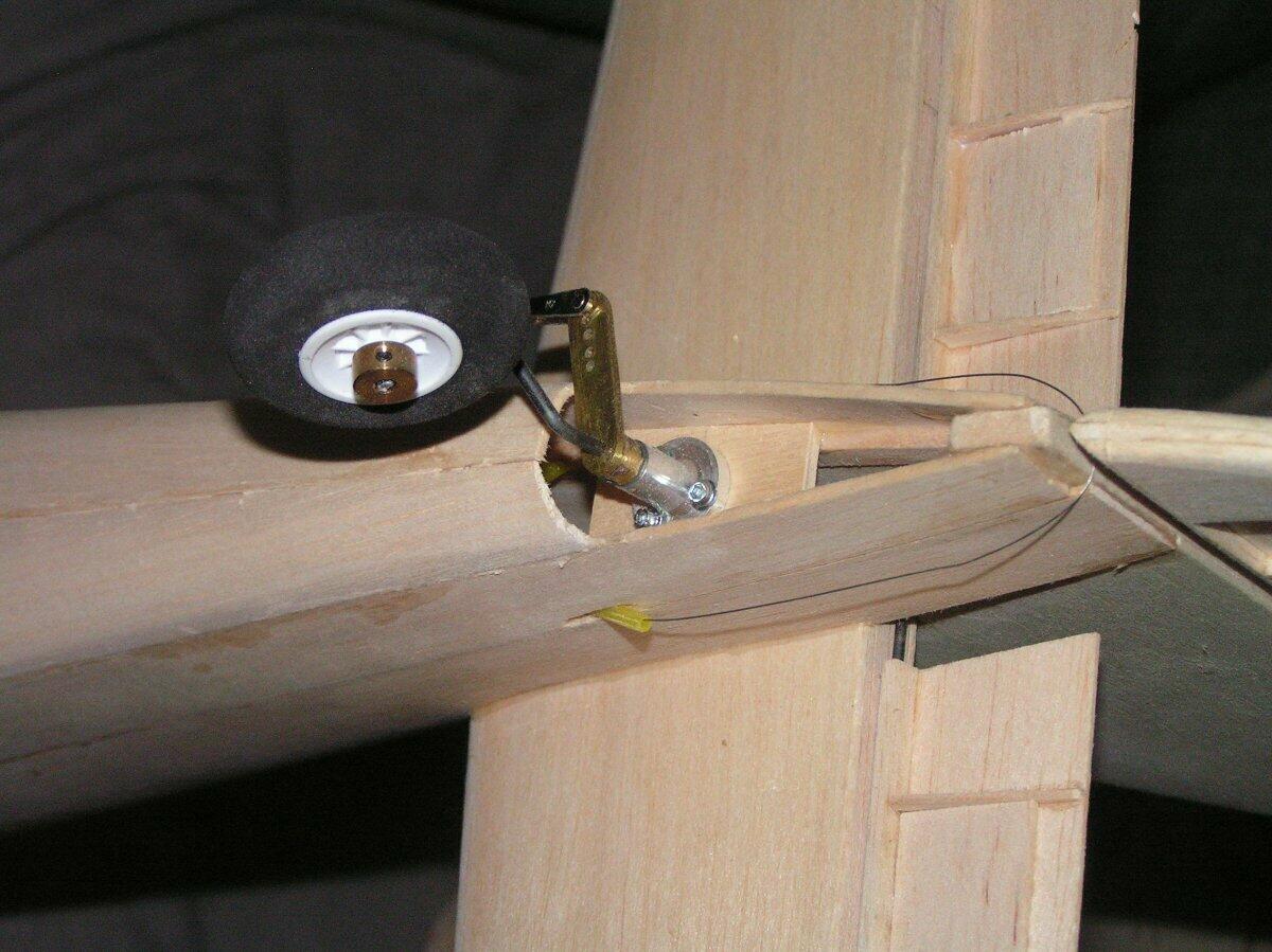 Tony Nijhuis FW 190 tail wheel - Scale Matters - RCM&E Home of Model ...