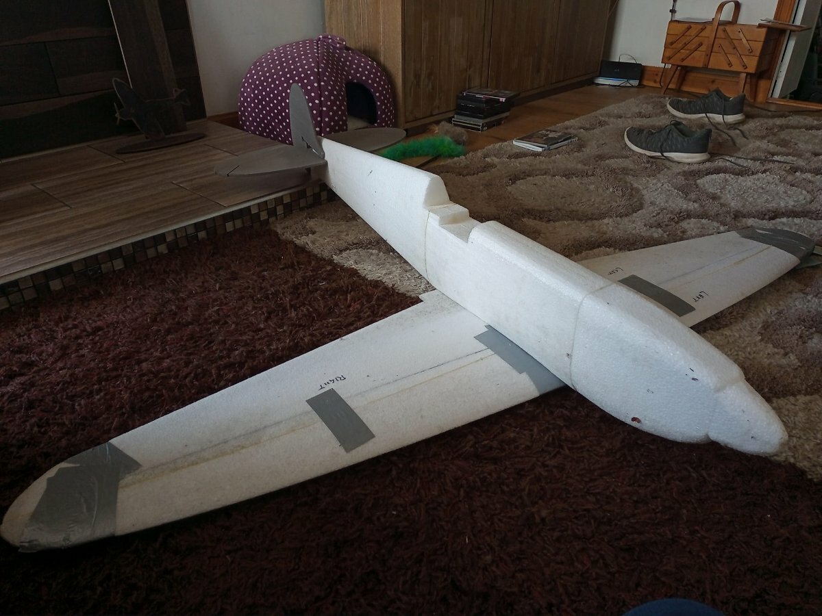 Big foam Spitfire - Foam models - RCM&E Home of Model Flying Forums