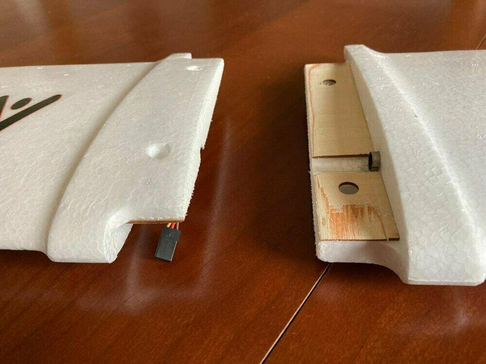 Max Thrust Aggressor Easyglider 1800mm - Foam models - RCM&E Home of ...