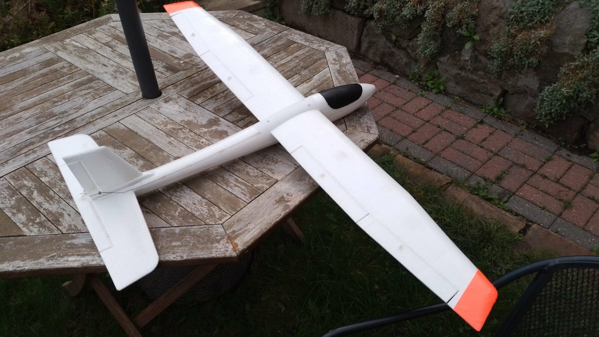 FX707S Albatross - 1.2m foam chuck glider RC conversions - Page 2 ...