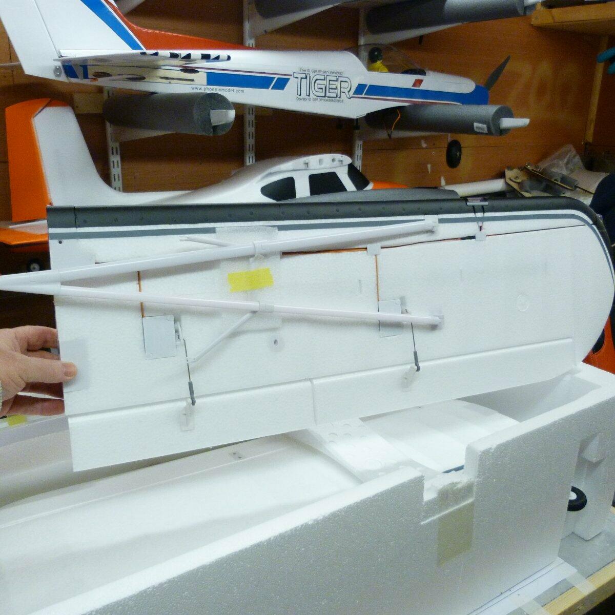 FMS Pa 18 1700mm Super Cub - Build Blogs and Kit Reviews - RCM&E Home ...